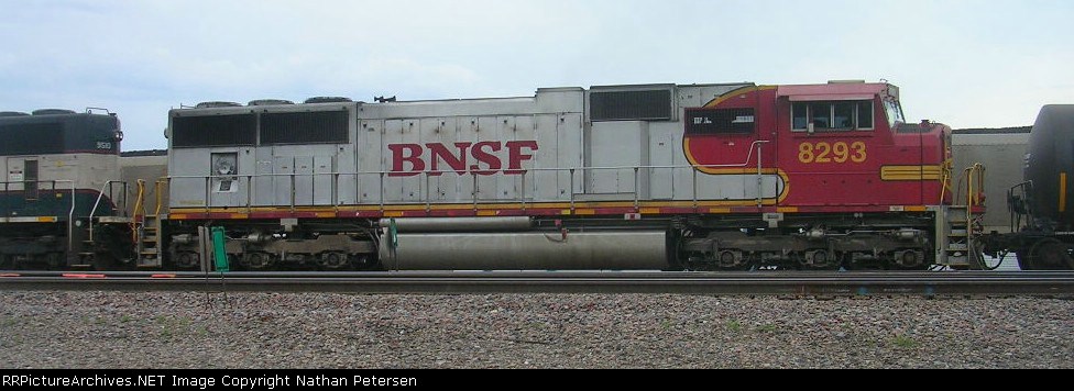 BNSF 8293